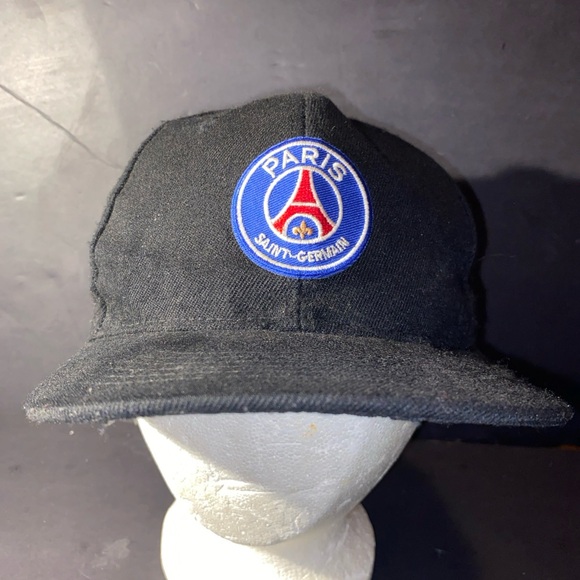 paris saint germain | Accessories | Black Paris Saint Germain Snap Back ...